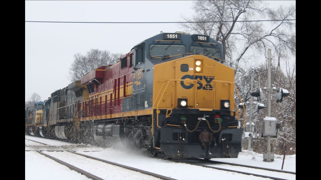 CSX X407-11 with an AMAZING LASHUP!! Storage move with the NC&STL ...