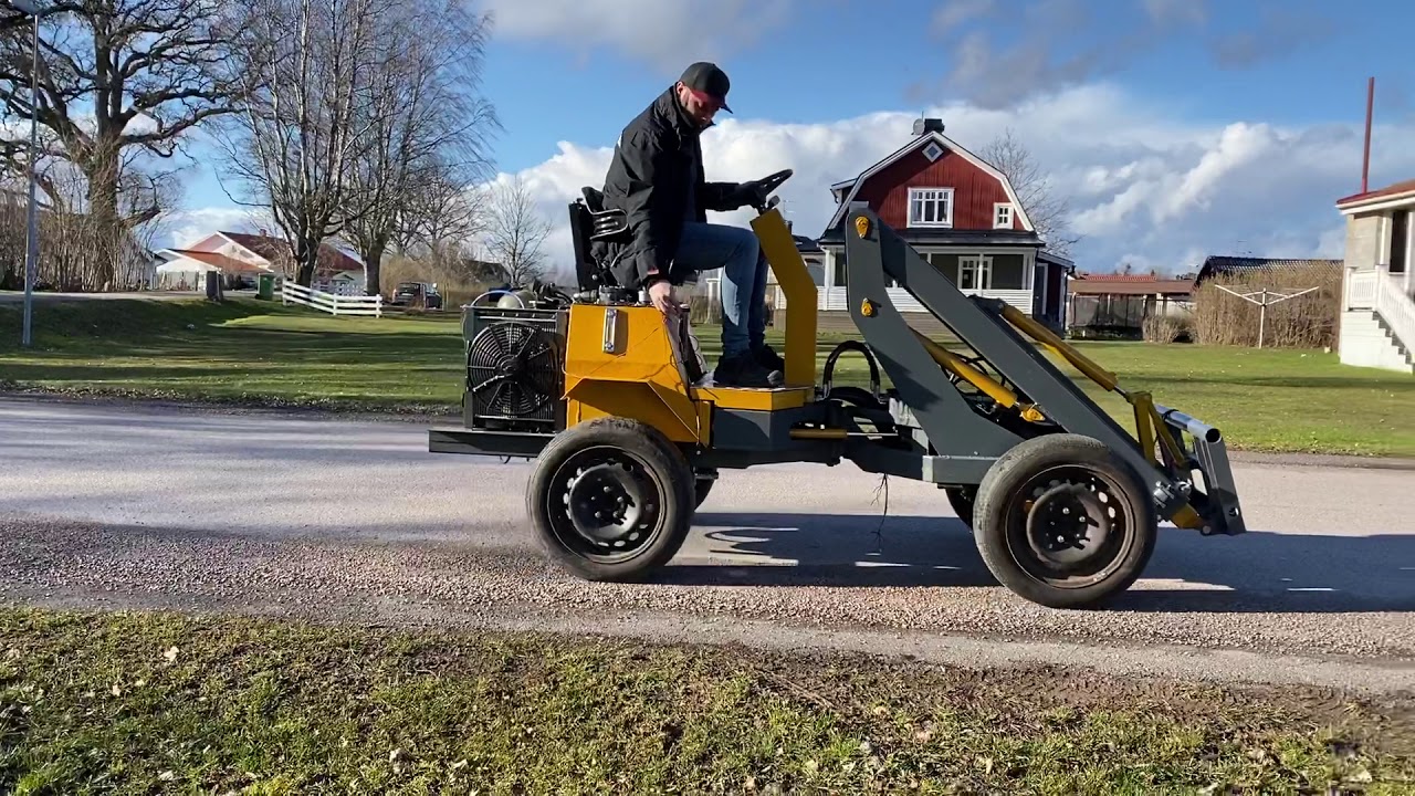 DIY wheel loader testing - YouTube