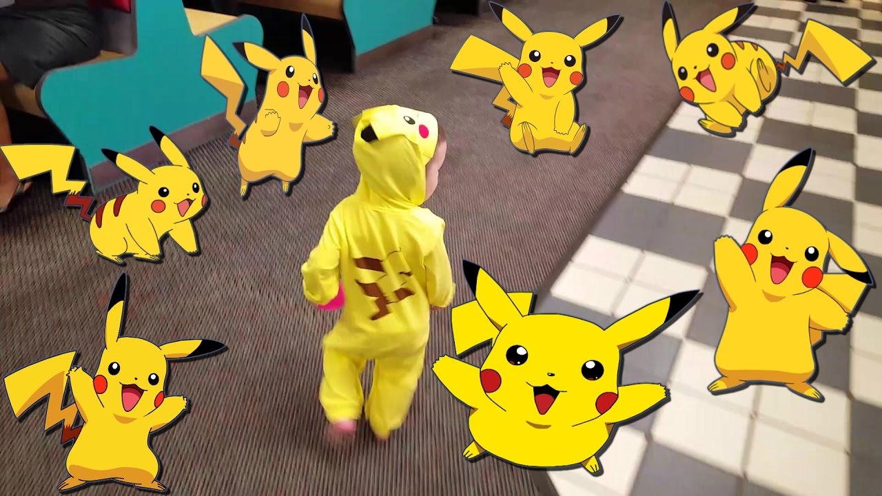 Wild Pikachu Chuck E Cheese - YouTube
