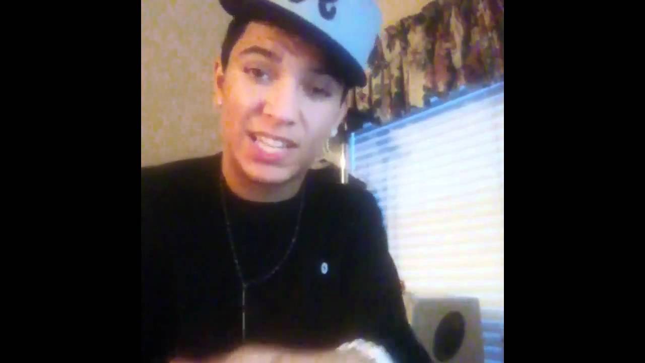 Drake verses Ipod touch 4g - YouTube