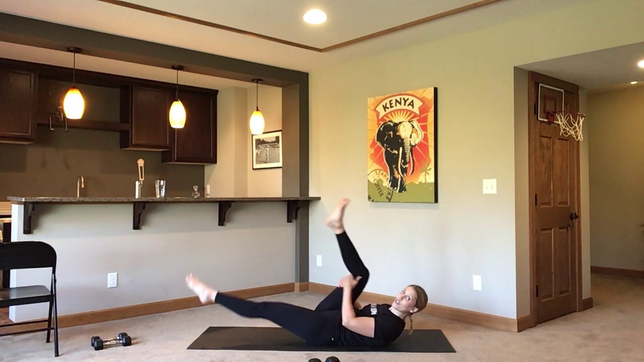 30 Minute Workout with Leah - #25 - Chest & Biceps - YouTube
