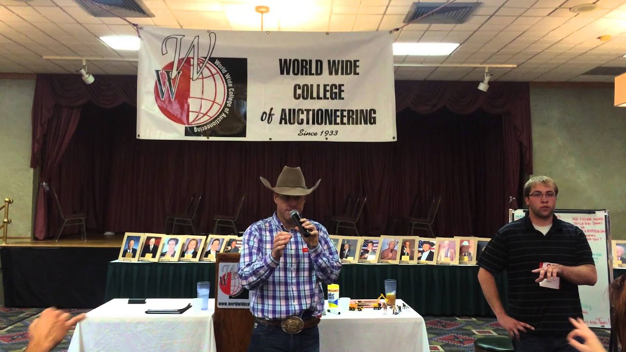 2008 World Champion Livestock Auctioneer: Matt Lowery - YouTube