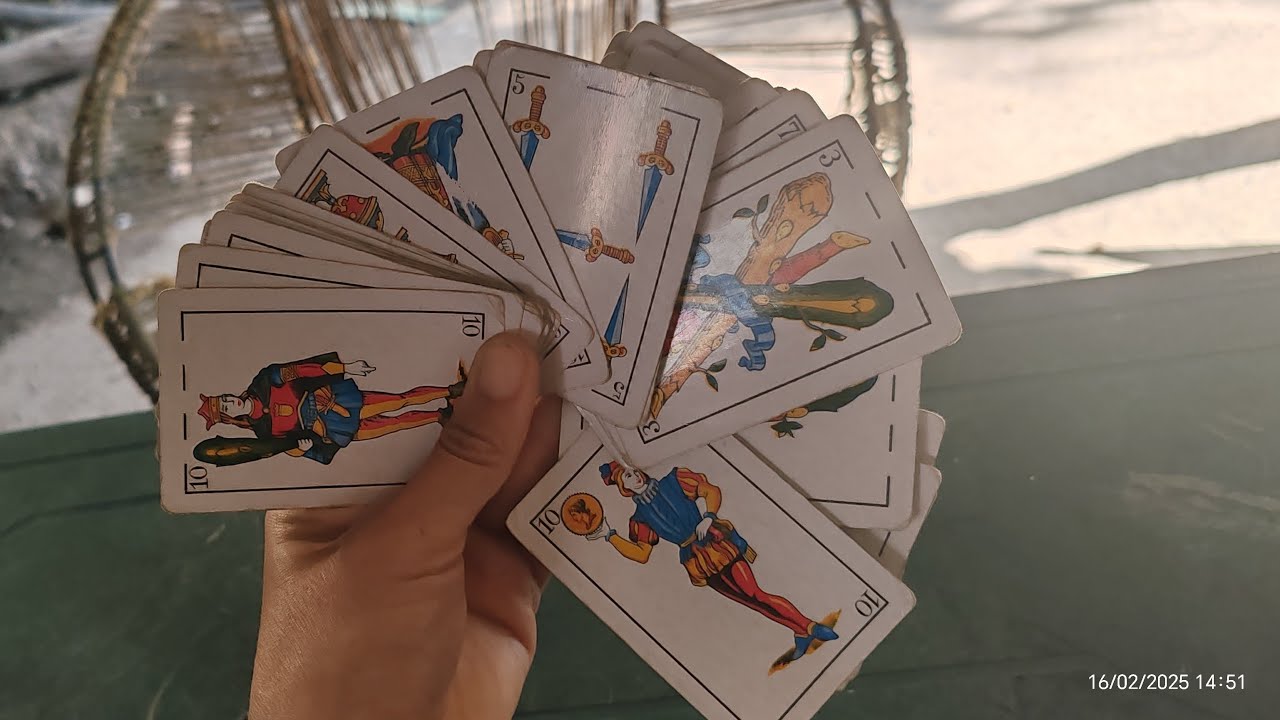 EL PARCE está jugando carta española en vivo - YouTube