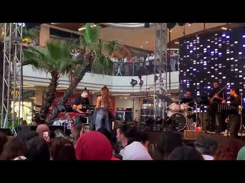 FIRST AVENUE AVM BENGÜ - SEN BİR ÇİÇEKSİN