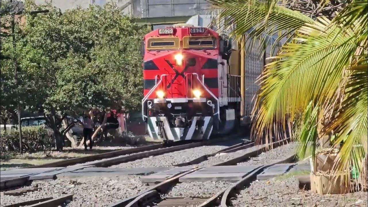 Así se transportan los vehiculos en tren!! | Largo tren automotriz - YouTube