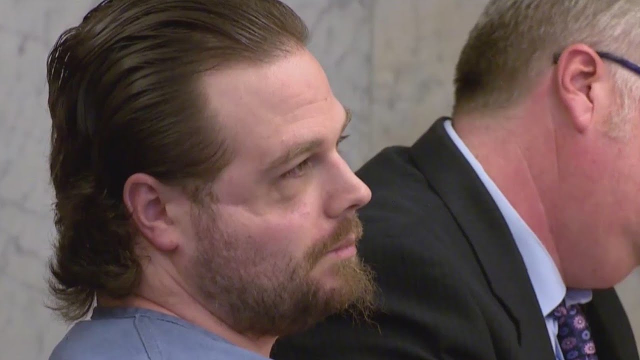 Jury seated in Jeremy Christian MAX attack trial - YouTube