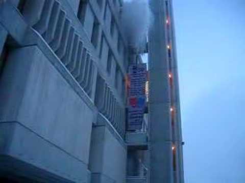 Dropping boiling water off of the Gruening building - YouTube