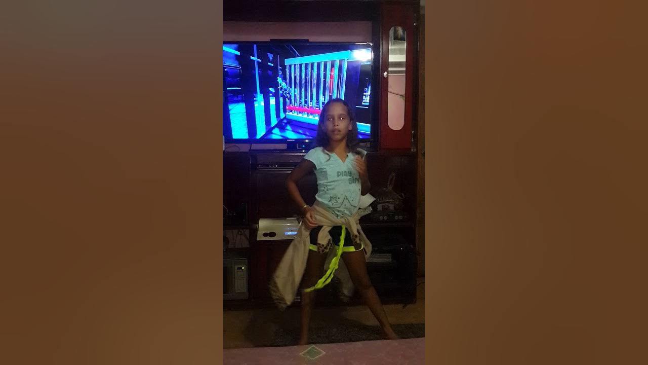Niña Bailando Dura Youtube