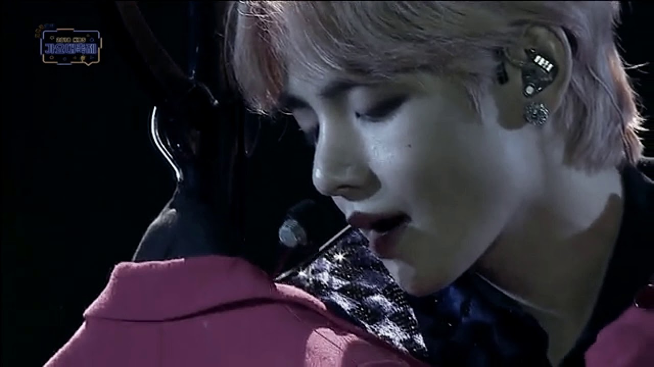 Taehyung| Play with fire| Bts - YouTube