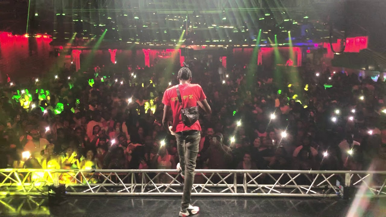 DanceHall Stage Show x THE BIGGEST Crowd Reaction 2020 Amazura NY x ...