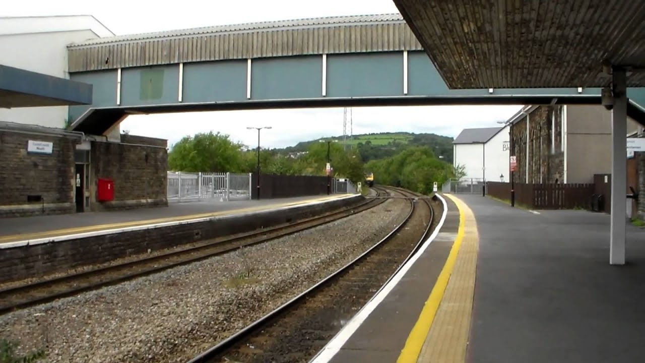 Trains at Neath (16th August 2014) - YouTube