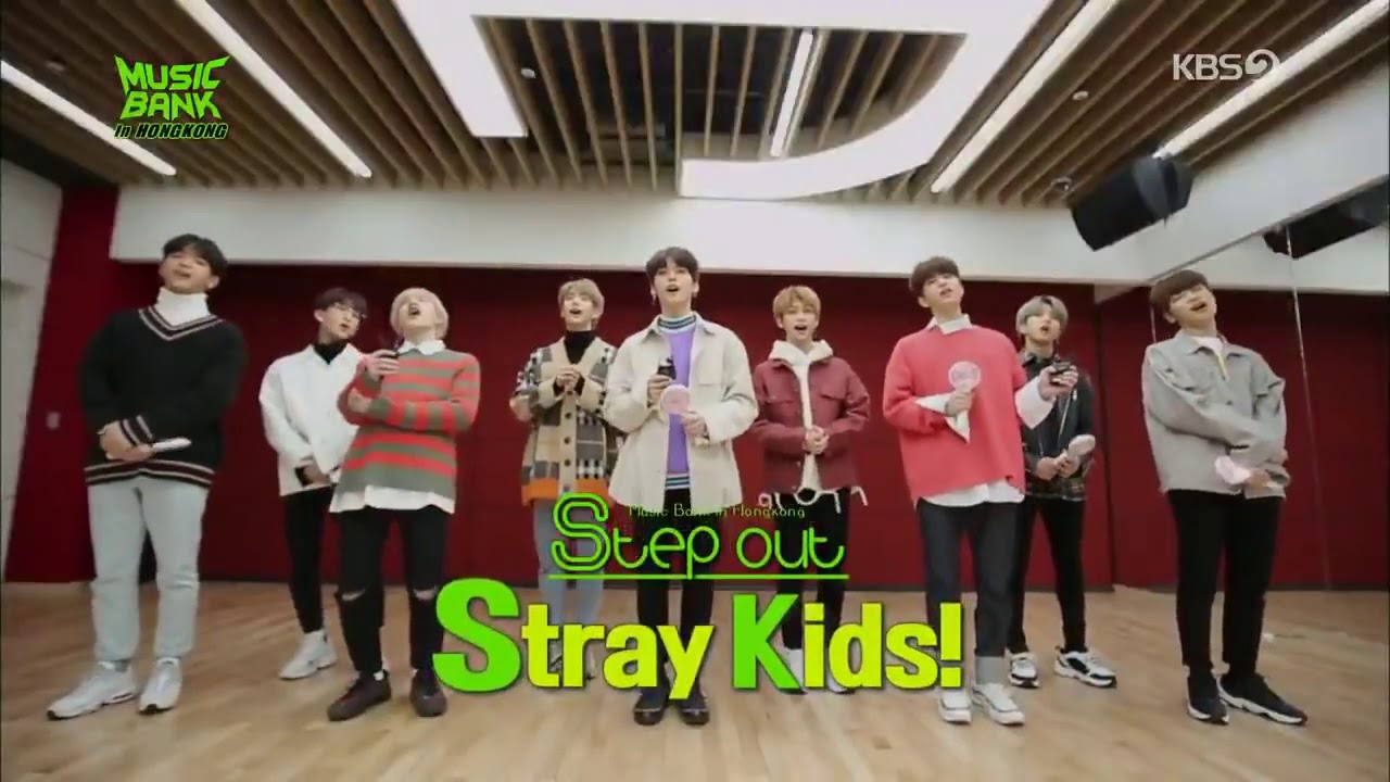 Stray Kids being ONCE, Fanchat Twice #YesOrYes @Music Bank Hong Kong ...