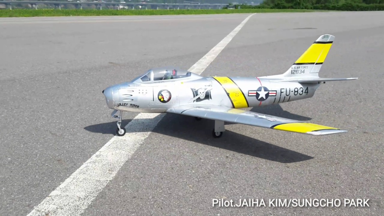 Freewing F-86 Sabre formation~ - YouTube