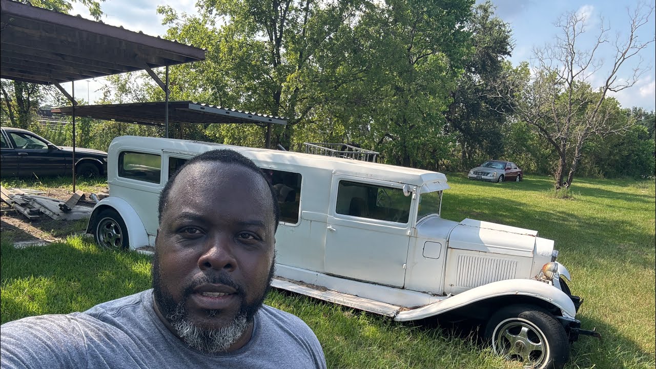“That’s Incredible “ 🎯🎯I watched my Uncle Roy build these Antique Limousines by hand - YouTube