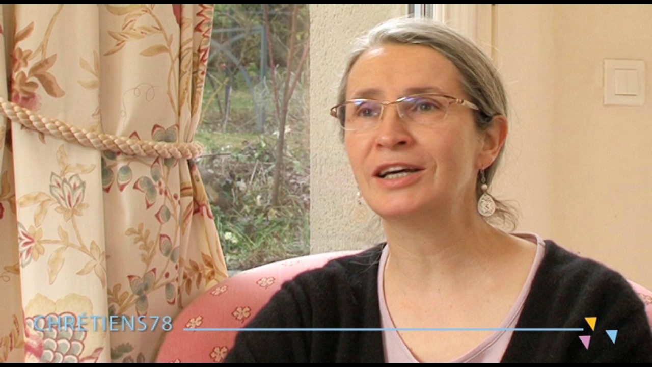 Claire Guyot - Goûter à la liturgie par le chant - YouTube