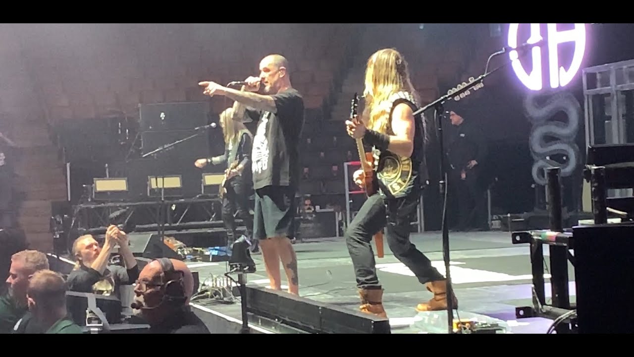 Pantera - Becoming -Scotiabank Arena , Toronto - Feb. 26, 2024 - YouTube