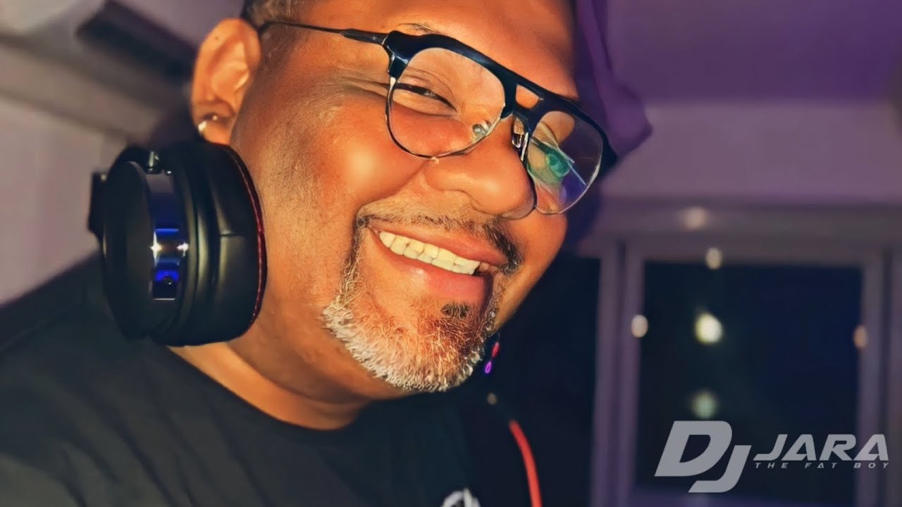 DJ JARA Tocando en reunión privada...🔥 - YouTube