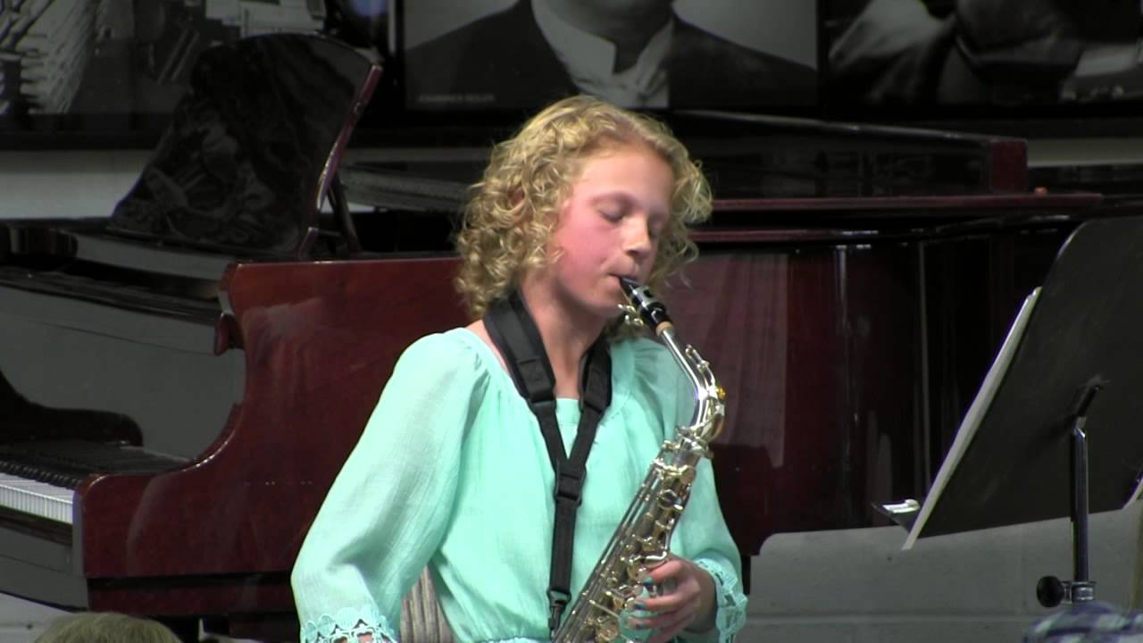 Ariel Saxophone April 2015 Recital - YouTube