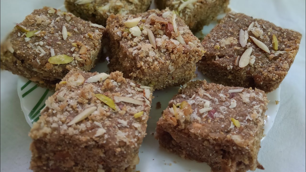 || सर्दियों के लिए गुणकारी गोंद या गुंदर पाक || Gundar Pak || - YouTube