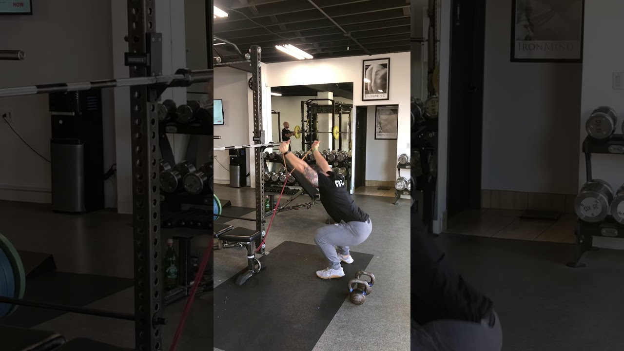 RNT Band Shoulder Extension Overhead Squat - YouTube