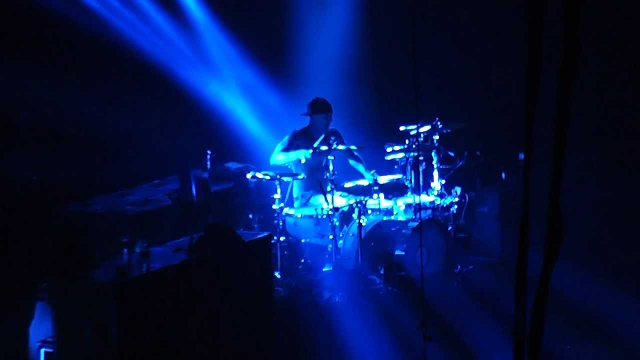 Blink 182 - 025 Can a Drummer Get Some (Travis Barker) - MCR (MEN ...