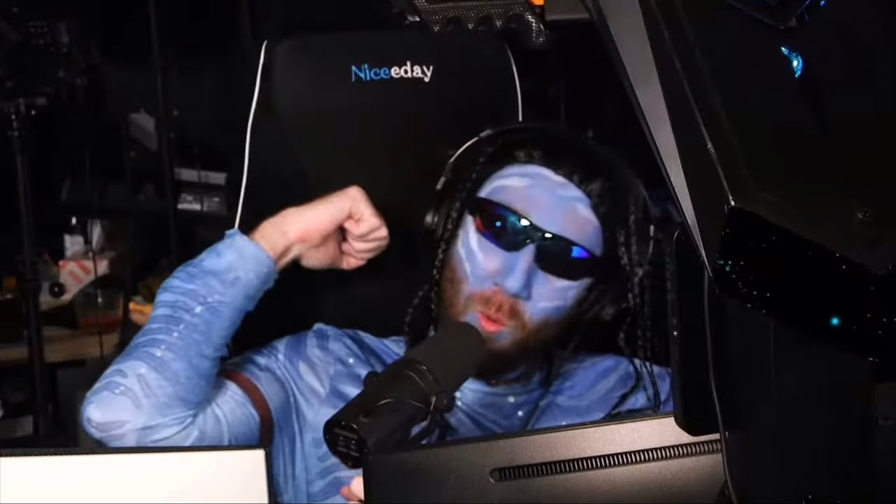 But Even Logan's Into It! Avatar Dan H3 Podcast - YouTube