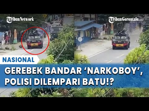 VIRAL! Detik-detik Mencekam Polisi Gerebek Bandar N4rkoba di Palu, Mobil Brimob Dilempari Batu