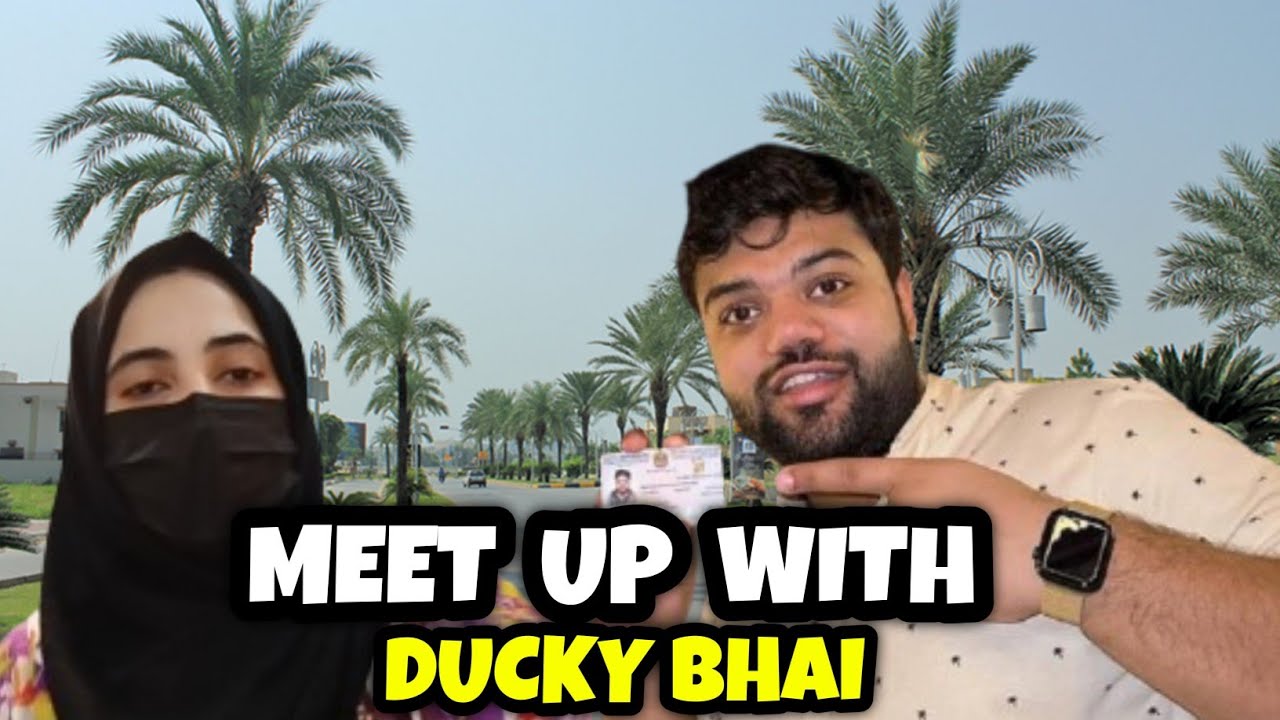 Finally Entry Mil Hi Gai|| Ducky Bhai Ky Ghr Pohnch Gaye😍 - YouTube