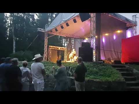 Super muzika v Hrádku u Rokycan