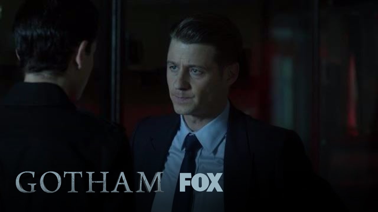 Detective Gordon Looks For Answers About The Knife | Season 4 Ep. 4 ...