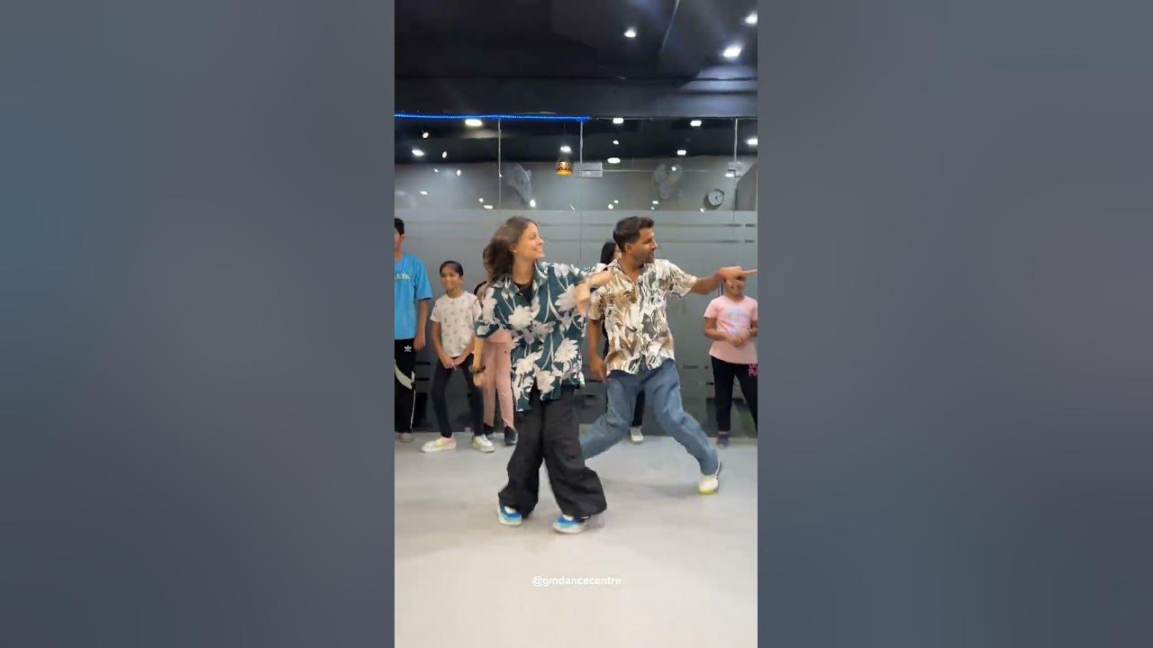 Chaleya 😍 Class Video | Akshita Goel | Deepak Tulsyan Choreography | G M Dance Centre - YouTube