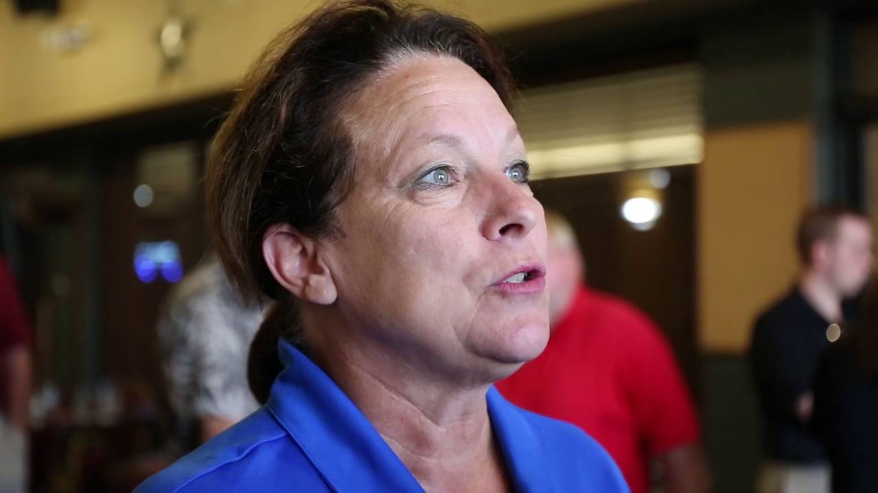 Fort Dodge RoundTable: Annette Sweeney - YouTube