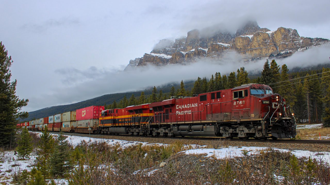 TRIPLE KCS UNITS!!!! CP 8760, KCS 4835, KCSM 4653 and KCS 4804 lead ...
