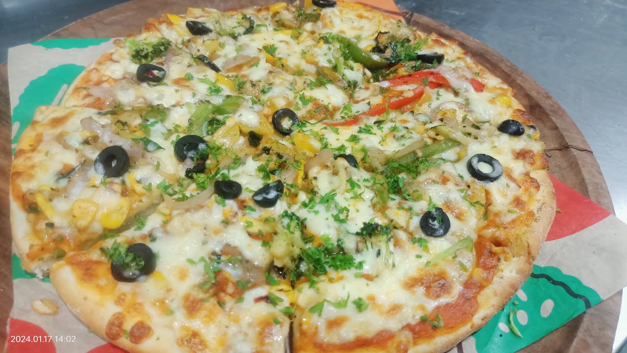 Making for exotic veg pizza - YouTube