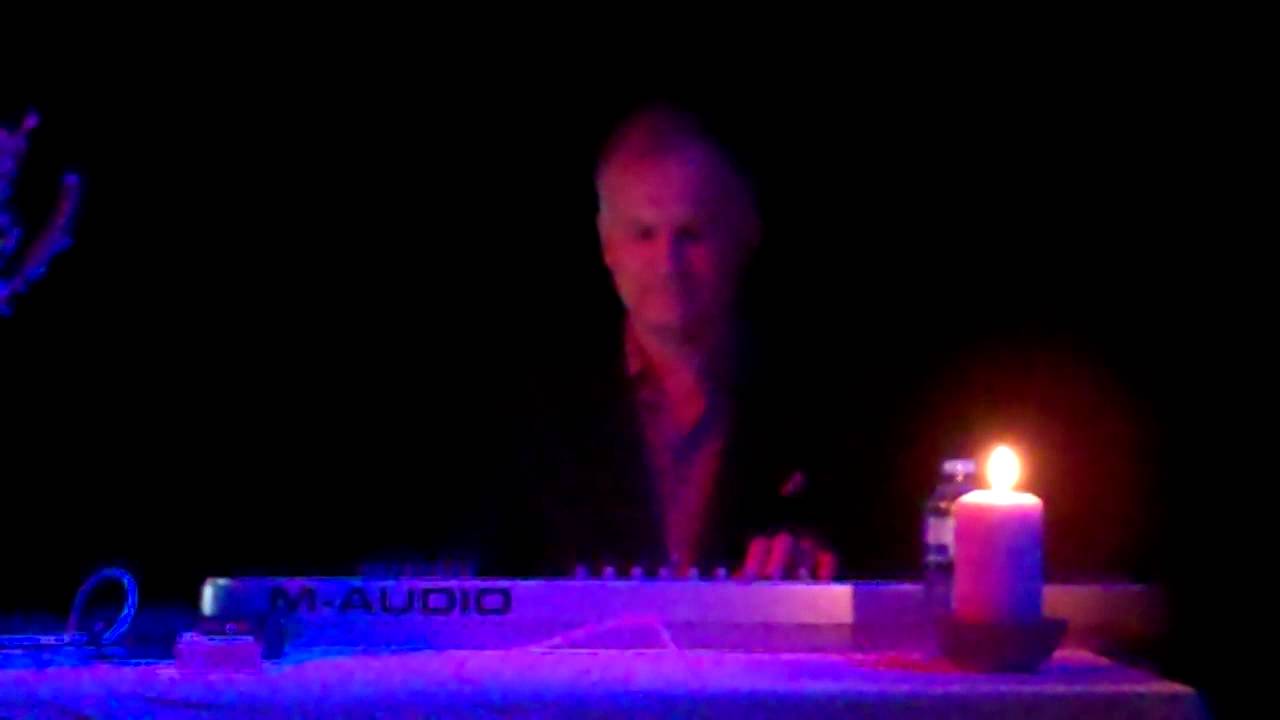 Peter song Love - YouTube