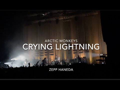 Arctic Monkeys Crying Lightning Live @Zepp Haneda - YouTube
