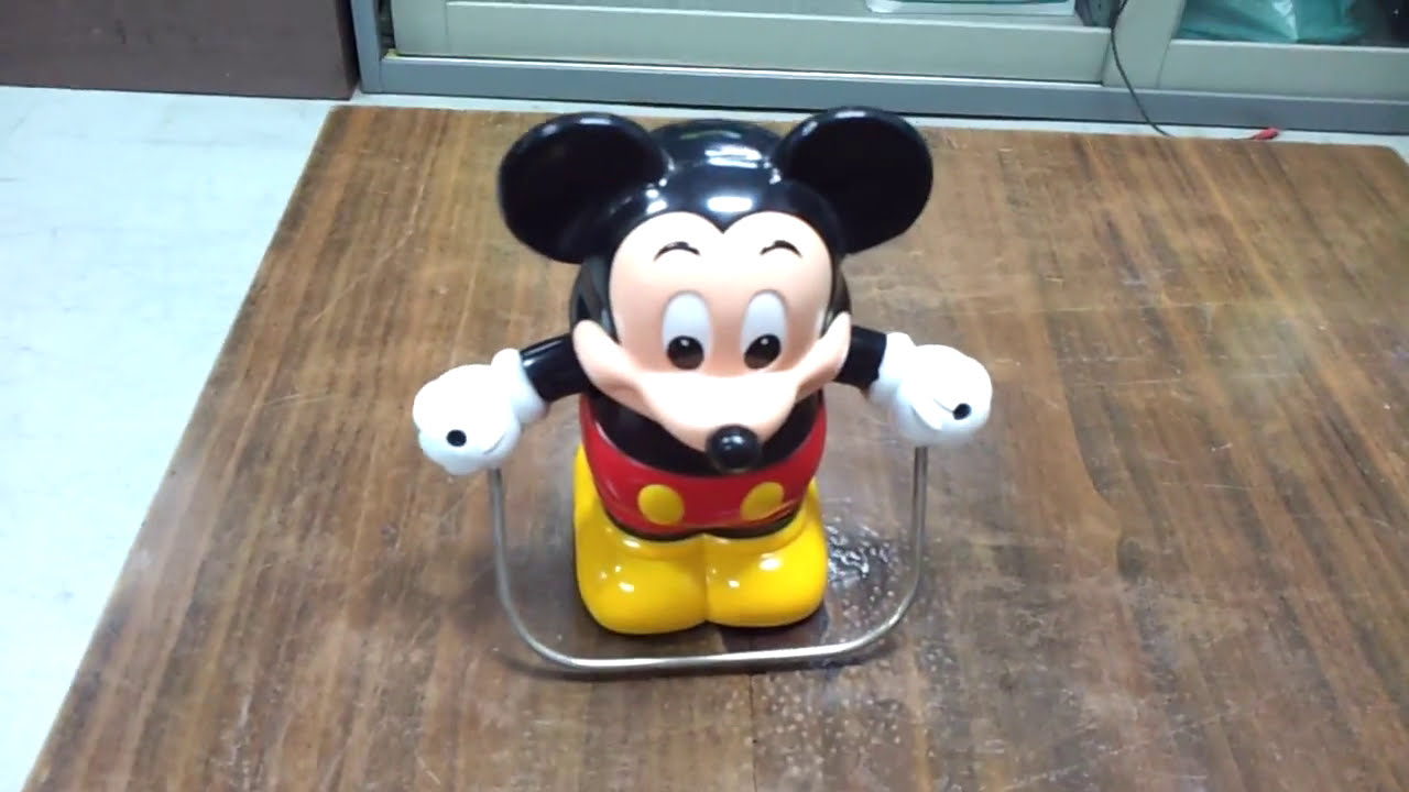 MICKEY MOUSE ROPE SKIPPING BATTERY OPERATED - YouTube