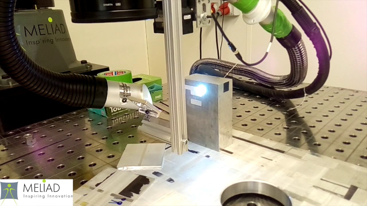 Décapage laser avec miroir 45° - YouTube