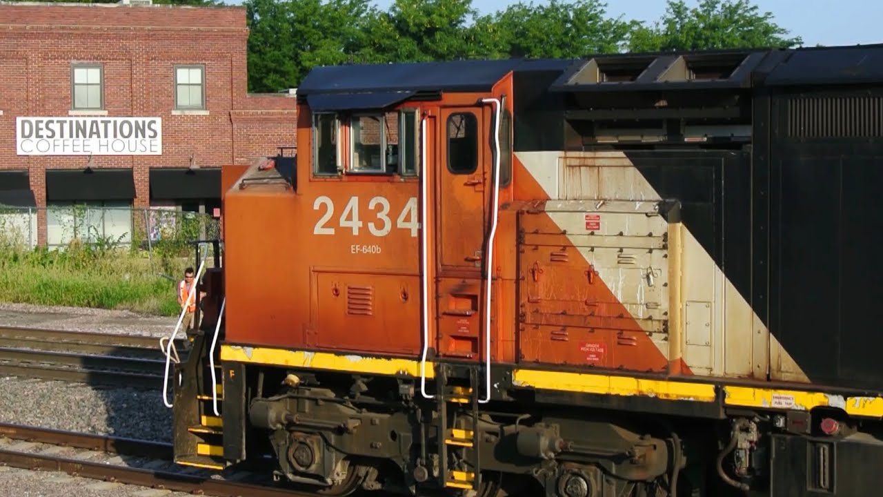 CN 2434 Barn Unit Leads BNSF G-RPHSWA9-21A with P3 (08/22/2020) - YouTube