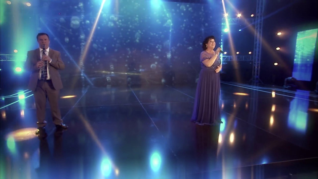 Irini Qirjako - C'me zune hallet moj e mjera (Official Video) - YouTube