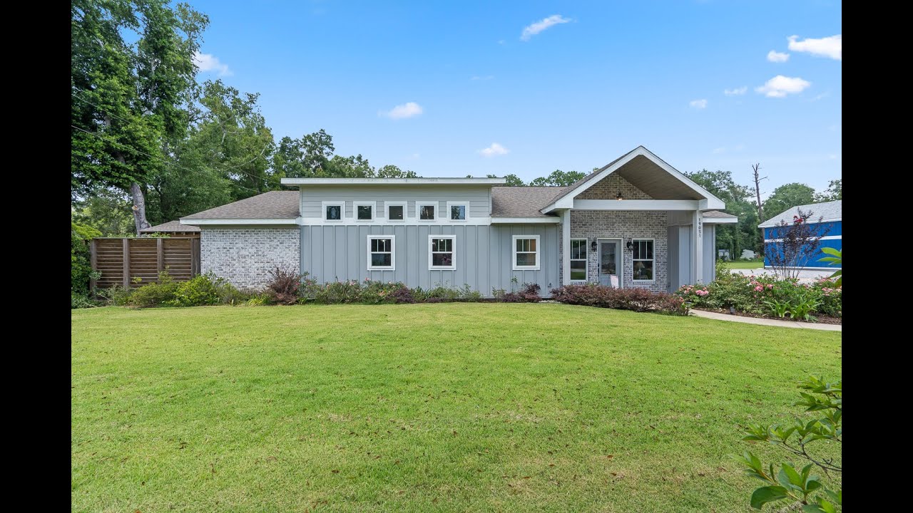 Oak Manor Virtual Tour - YouTube