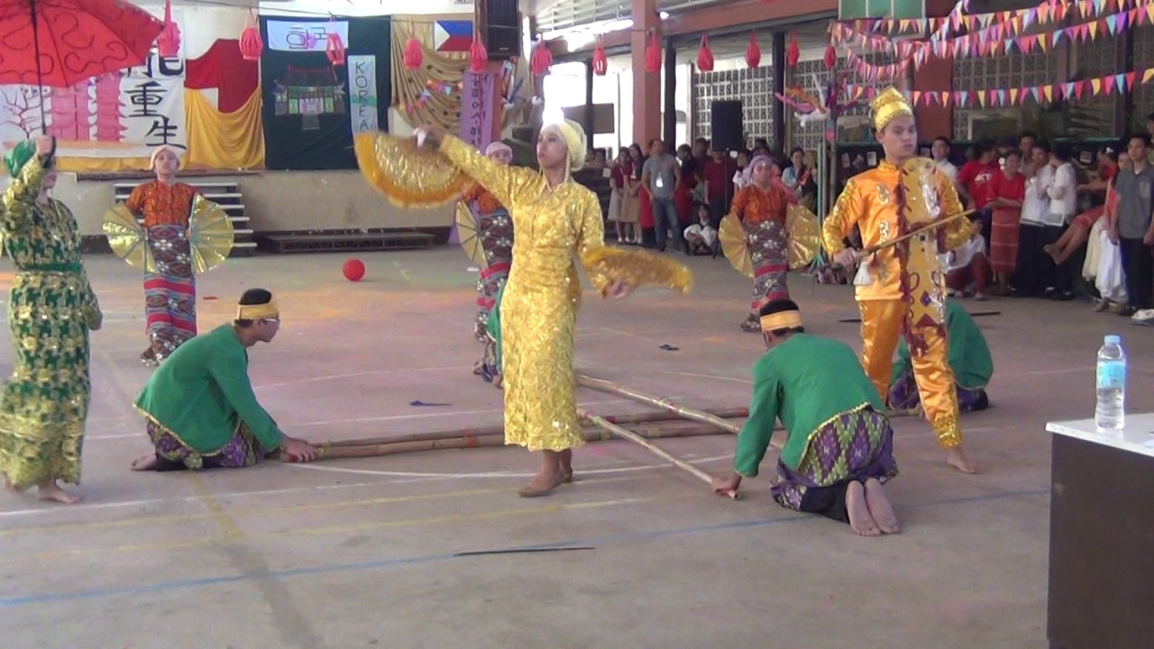 Filipino Folk Dance - Singkil - YouTube