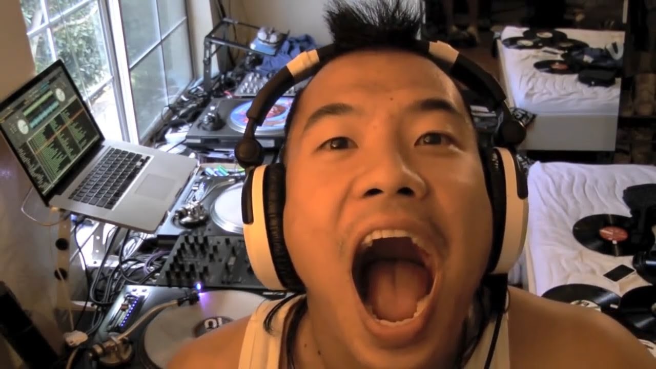 SLEEPER Mixing 22 Songs in 10 minutes - YouTube