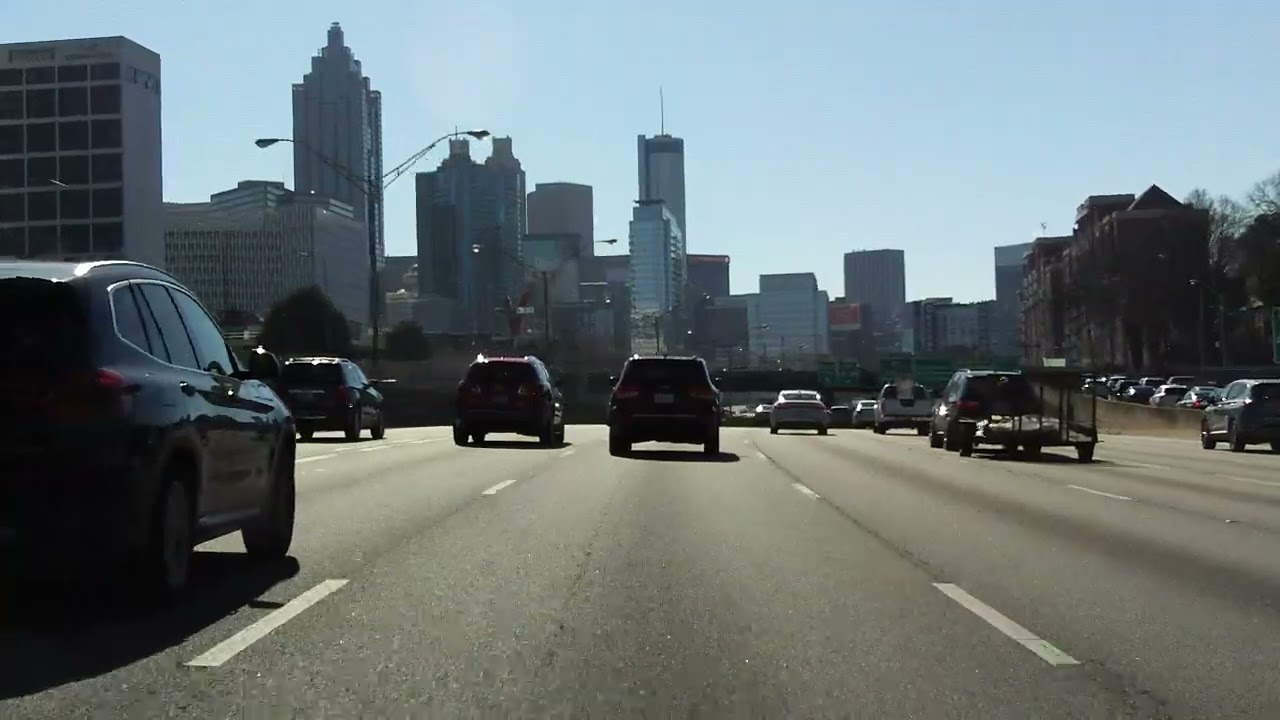 Driving through Downtown Atlanta, GA southbound - YouTube
