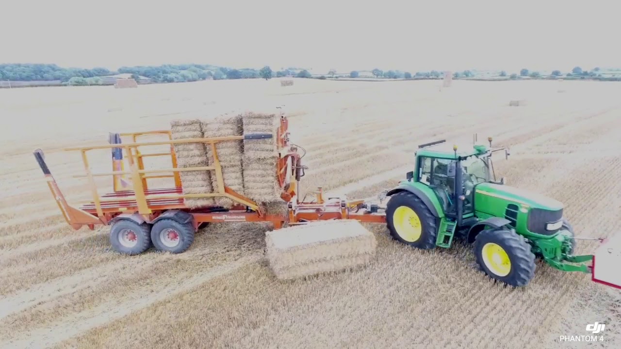 Bale chasing john deere 6930 - YouTube