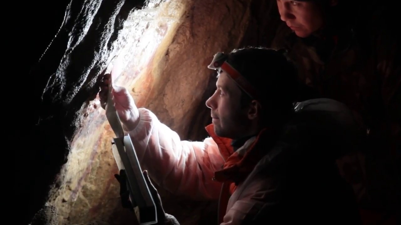 First Camel in the Upper Paleolithic Cave Art - YouTube