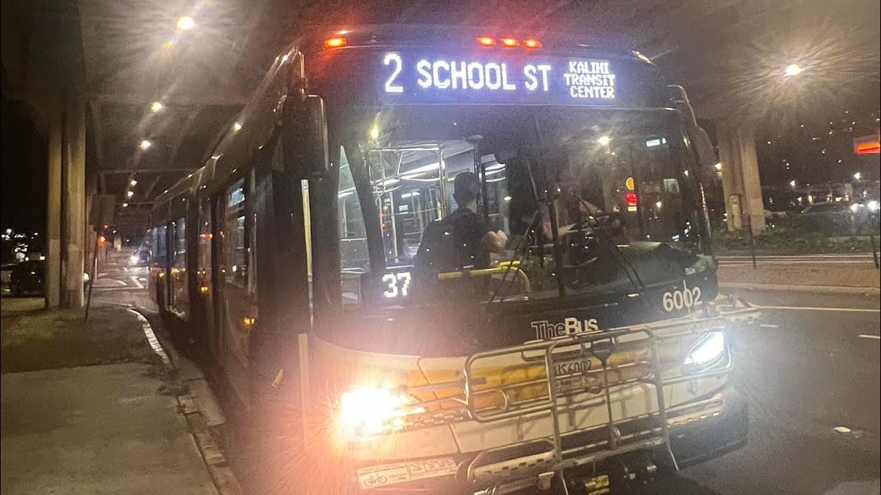 [Oahu] Honolulu Bus #6002 Route 2 (rare) - YouTube