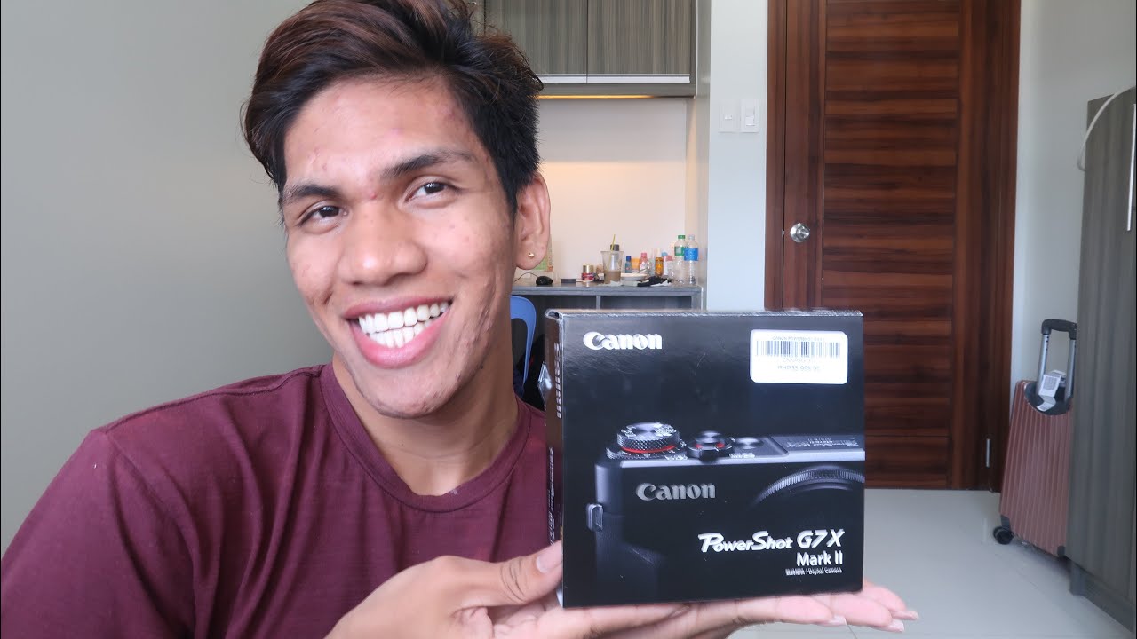 UNBOXING: MY NEW CAMERA! - YouTube