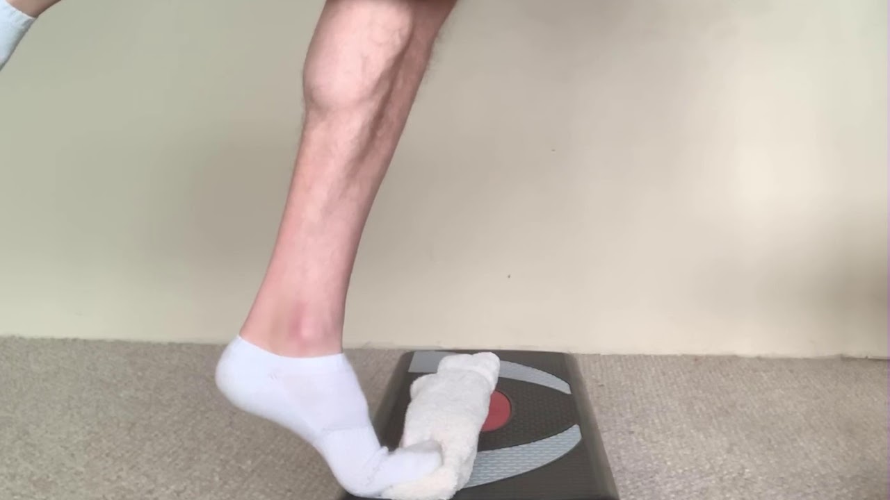 Great Toe Calf Raises Exercise - YouTube