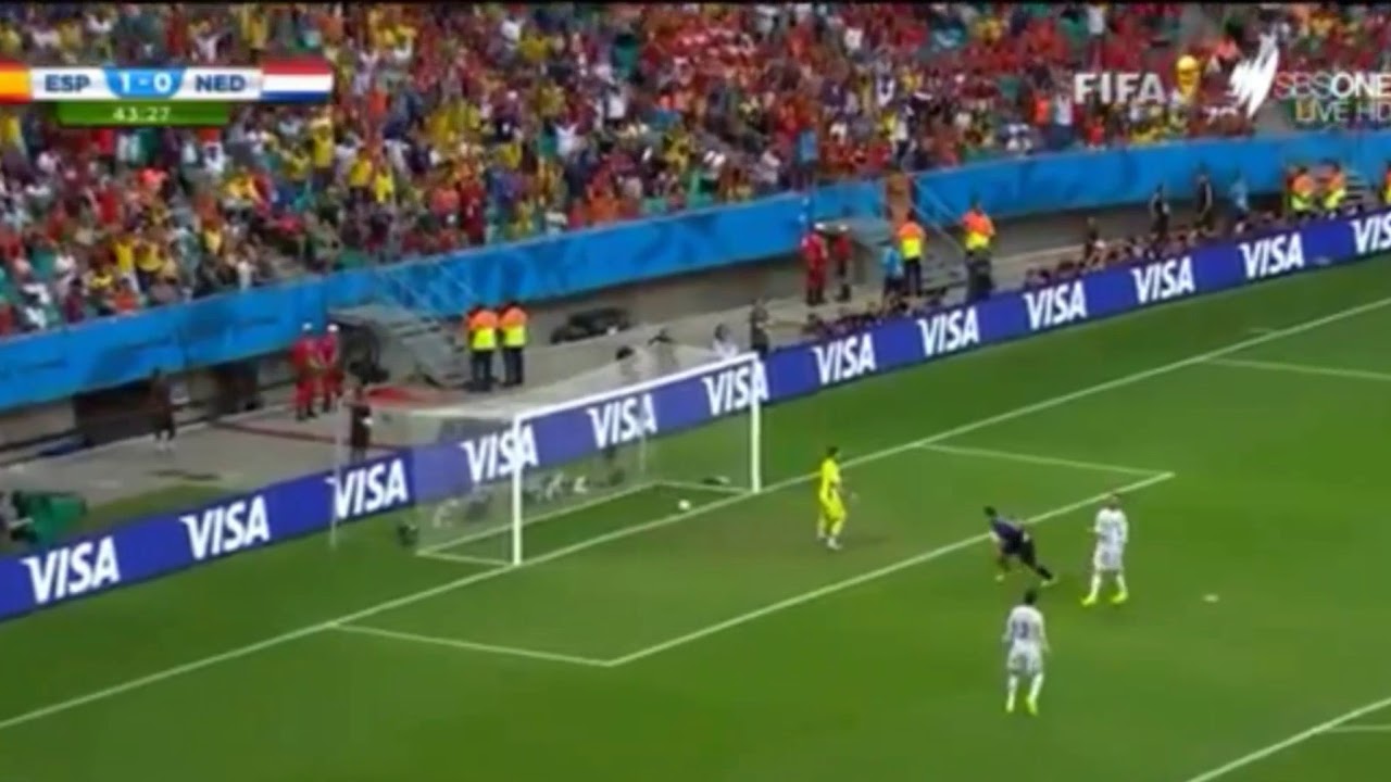 Fantastic flying Header Robin Van Persie the Best Goal World cup 2014 ...
